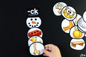 Snowman Digraph Match-Up - A Dab of Glue Will Do